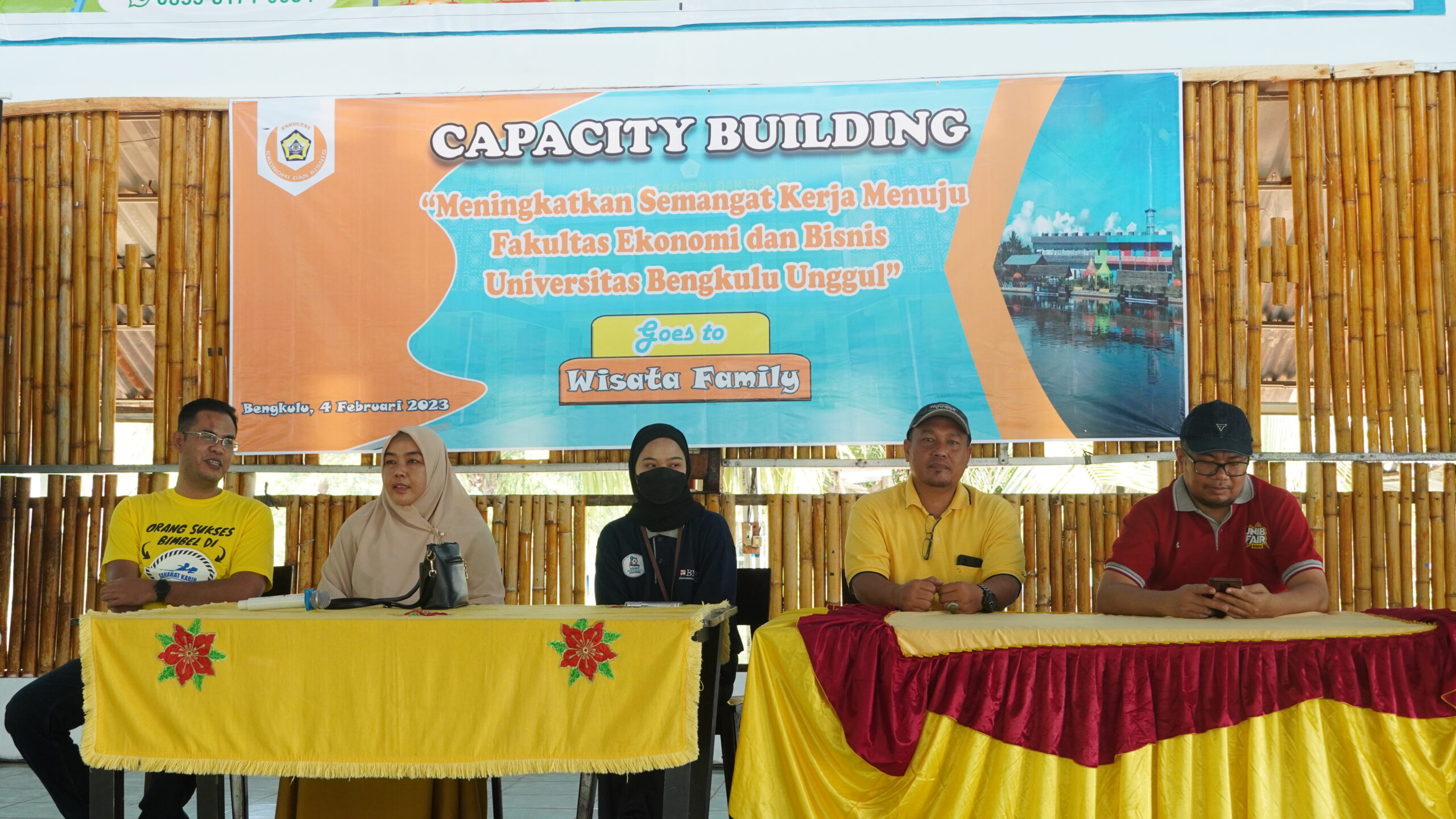 Capacity Building: Eratkan Kerjasama Dan Tingkatkan Motivasi Kerja - Faculty of Economics and ...